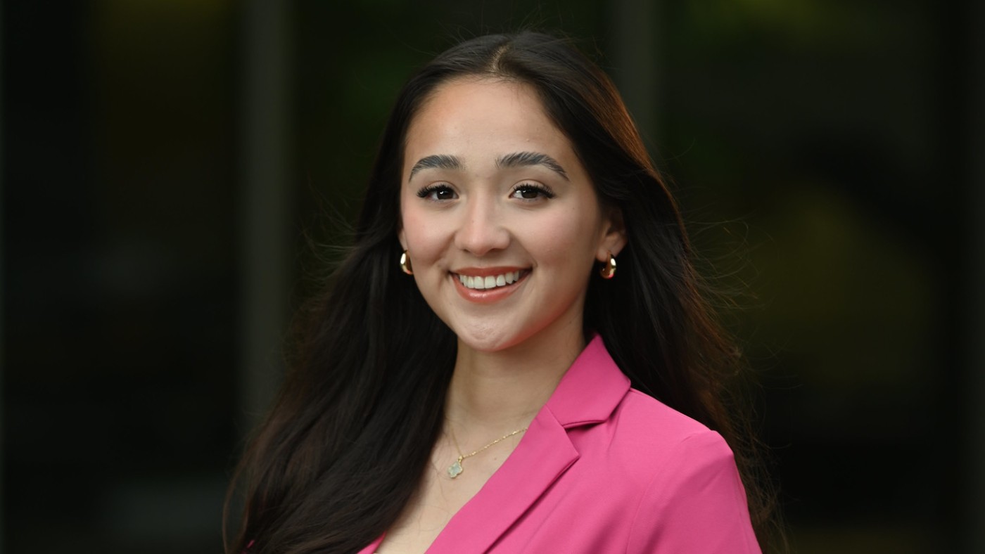 Star Spotlight: Jocelyn Ramirez ’26, Marketing | Dominican University